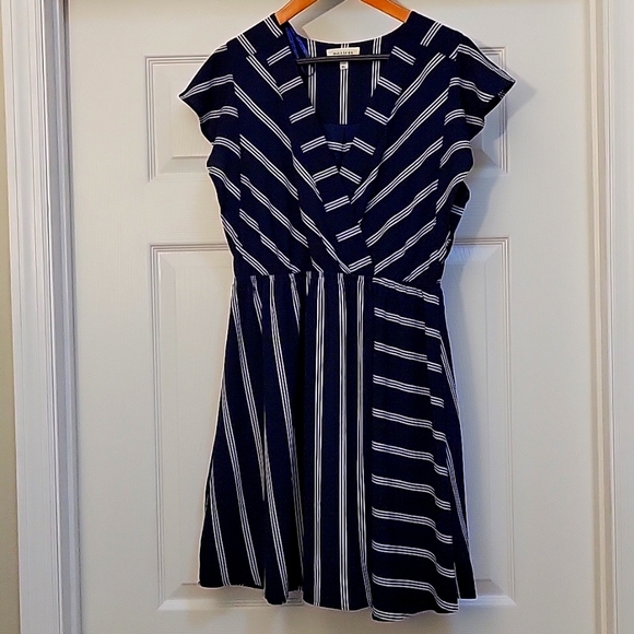 Monteau | Dresses | Monteau Dress | Poshmark